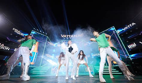 ស្រី ស្រស់ ផ ន ស្រី ខួច ស្រាយ ច ម្ង ល់ មហាជន រឿង និយម ច្រៀង តែ បទ បែប កំសត់ ហើយ បុរាណ Koh