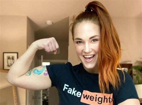 Siri Dahl Biography Age Wiki Height Weight Boyfriend Family More