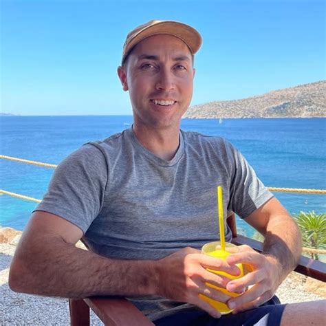 Clint Clint7981 • Threads Say More