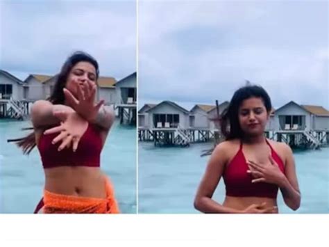 8 Hot Sexy Sonu Gowda Bikini Pics