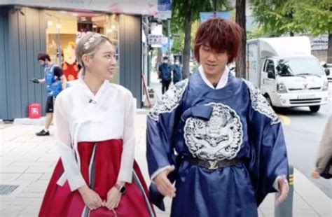 일본인 다나카상 카페사장 최준 ‘부캐 전성시대