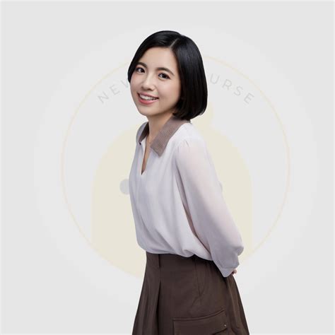 菜鳥excelnsheet 你還在用剪下插入的方式 移動欄位嗎？ 教你這招 不到一秒就可以移動喔！ 1 選擇要移動的欄位 2 按住 Shift 3 游標會變成米奇手套 4 按住然後