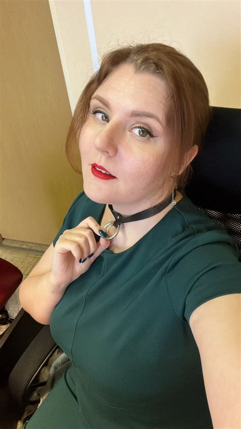 Леденящий Душу Пиздец 𓆏 On Twitter Ну что сколько вам нужно выпить чтобы меня поцеловать