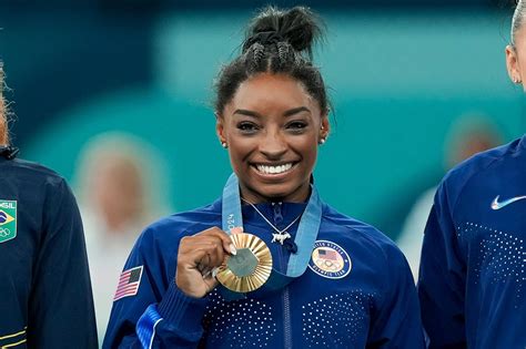 Simone Biles Goat Necklace At Paris Olympics Features 546 Diamonds