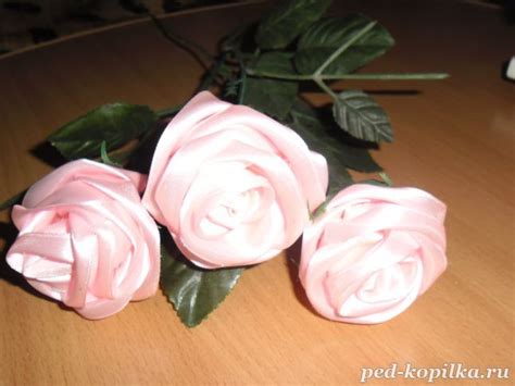 розы из атласной ленты своими руками