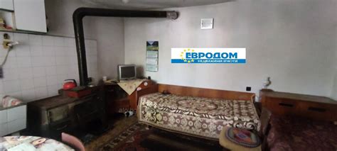 Сливен Едноетажна къща за ремонт Едноетажна къща 78 кв м РЗП 52 кв м двор Къщи Вили Комлука