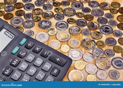 Polnische Geldmünzen Und Taschenrechner Stockbild Bild Von Münze