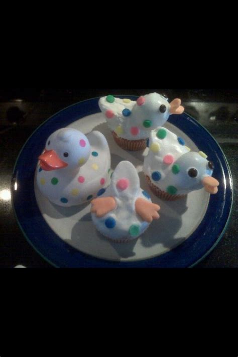 Duck Cupcakes Can You Spot The Rubber Sucky Party Cakes Duck