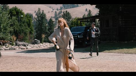 Kelly Reilly Yellowstone S01 E03 2018 Rprettyfamoussmokers