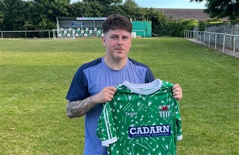 Signings News Cpd Boded Recruit Exciting New Striking Duo Grassroots North Wales