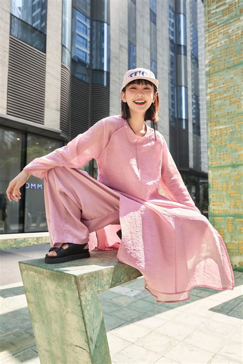 Nhan S C M Nh N T Y Thu H Ceri G Y S T L T M T