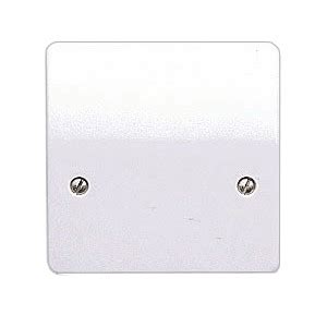 MK Electric Logic Plus White Cooker Connection Unit With Flex Outlet UKES