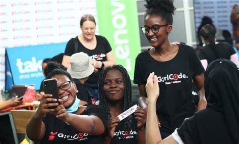 Girlcode Celebrates 10 Years Of Empowering Women In Tech Maglazana