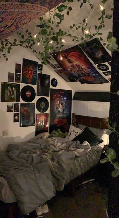 1980s Grunge Bedroom Aesthetic L Grunge Bedroom Aesthetic Grunge