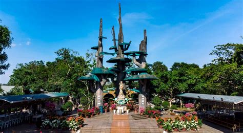 La Vang Holy Land La Vang Church Samtour Vietnam Company
