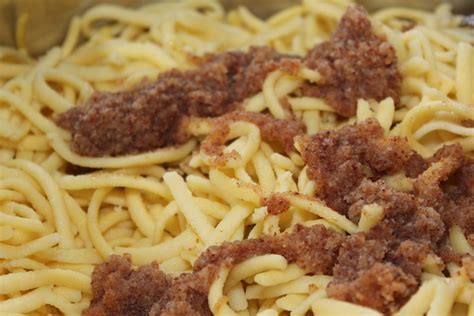 무료 이미지 요리 식품 생기게 하다 고기 파스타 국수 스파게티 이탈리아 음식 미트볼 Sp Tzle 뜨거운 뷔페 따뜻한 음식 카르 보 나라 마카로니