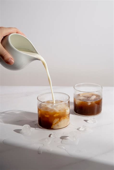 아이스 라떼 이미지 Freepik에서 무료 다운로드