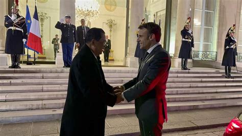 សម្តេចតេជោ ៖ រវាងកម្ពុជានិងបារាំង ជាដៃគូរសន្ទនាដ៏ស្និទ្ធស្នាល