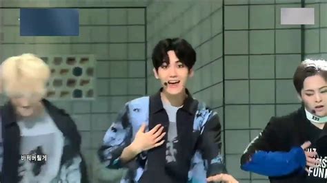 Exo Perform Ang Ganda Mo By Cue C Youtube