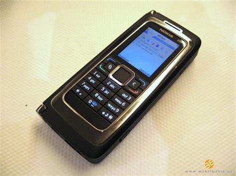 Nokia E90
