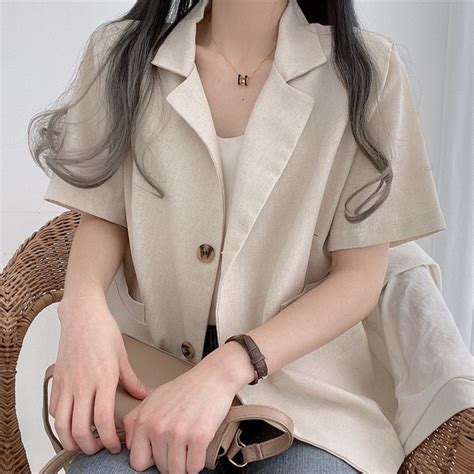 시원한 린넨 반팔 클래식 심플 데일리 화이트 연베이지 자켓 데님코디 클래식룩 여유핏 기본핏 재킷