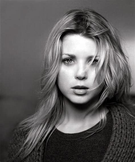 Early Career Headshot Rtarareid