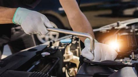 [6 Easy Ways] How To Turn Off Car Alarm Without Key