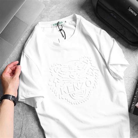 អាវ បុរស