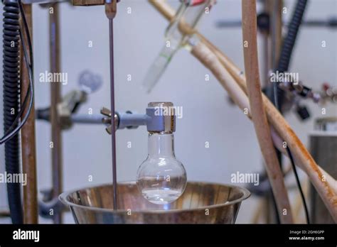 Round Bottom Flask Uses In Laboratory At Ellie Gillespie Blog