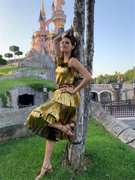 Isabeli Fontana E Candice Swanepoel Se Divertem Na Disney Revista