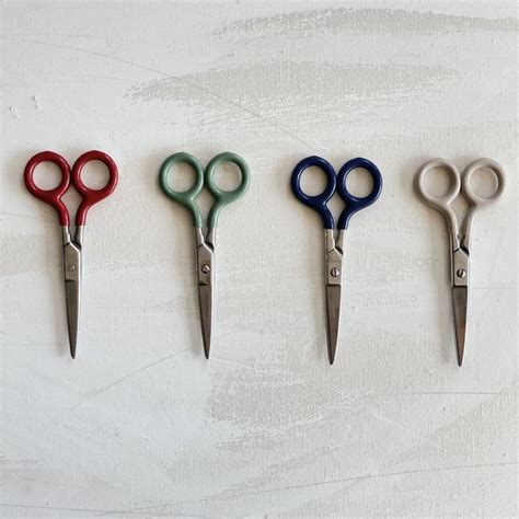 High Tide 작은가위 늬은