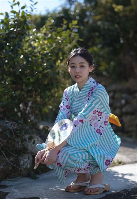 Ami Tokita 時田亜美 デジタル写真集 「clarity」 Set 03 3600000 Beauty