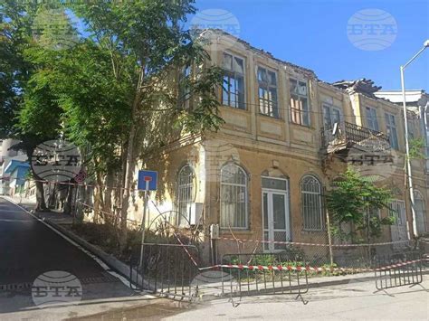 Община Шумен предприема мерки за временна организация на движението в района на паднал покрив на