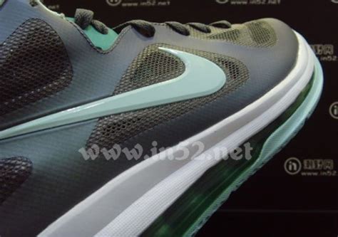 Nike Lebron 9 Low Easter Tag
