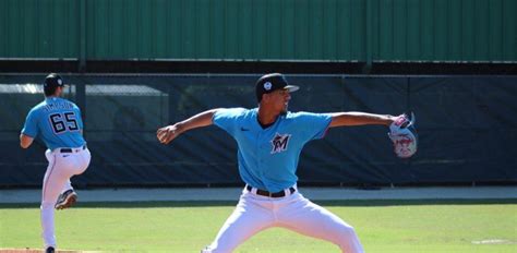 ¿cuál Es La Historia Del Pitcher Eury Pérez