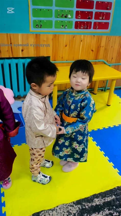 Шинэ эриний хүүхдүүд Шинэ эриний хүүхдүүд цэцэрлэг