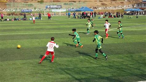 파주웨일즈 대 Fc포텐셜 예선3경기 18년11월 평택시 협회장배 유소년축구대회 Youtube