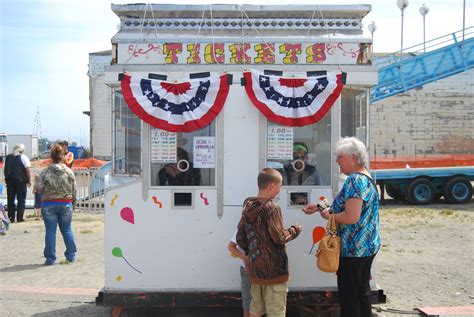 Pin By Tess Lockey On Refboard Environments Motor Oil Vehicles Oils