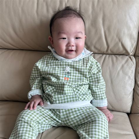 네이버 인플루언서 꼬북이맘의 홈