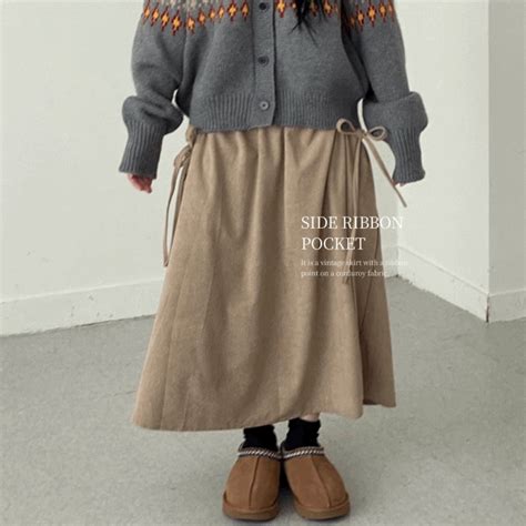 샌딩 사이드 리본 포켓 코듀로이 플레어 스커트 골덴 치마 에이블리