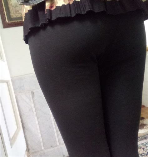 عکس های خواهرم به درخواست دوستان چندتا عکس آخر را از توی گوشیش برداشتم فکر کنم برا دوست پسرش فرستاده