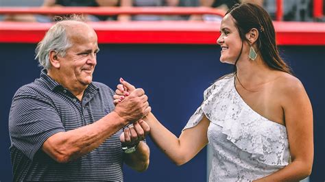 Aleksandra Wozniak Lenvers Du Grand Cirque Du Tennis Sports