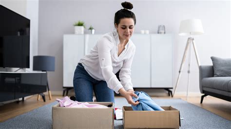what is the maybe box decluttering hack