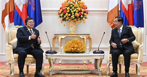 សម្ដេចតេជោ ហ៊ុន សែន ទទួលជួបប្រធានសភាម៉ាឡេស៊ីក្នុងខណៈដែលឯកឧត្តម អញ្ជើញ មកបំពេញទស្សនកិច្ចនៅកម្ពុជា