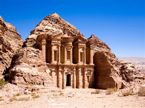 Estaciones del año en Petra Turismo org