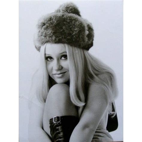 Agnetha Faltskog Fuzzy Hat Photo Print 8 X 10 Item Dap195 Bed Bath
