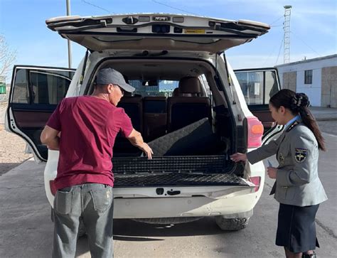 Ханги боомтоор 8 аас доош суудалтай хувийн автомашин хил нэвтэрч болно · Dorgio Mn