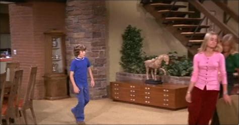 Horse In Brady Bunch Living Room At Dollie Guth Blog