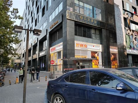 【11图】三环品牌餐饮租户 门前自带停车场 网红打卡地 自带人流 可买北京朝阳三里屯三里屯太古里商铺租售生意转让出售 北京58同城