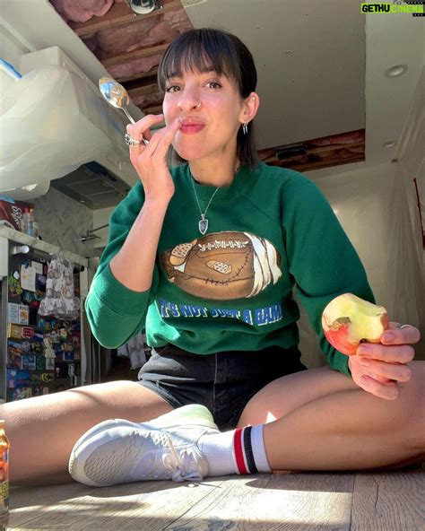 Gabbie Hanna Wiki Biography Age Gallery Spouse And More